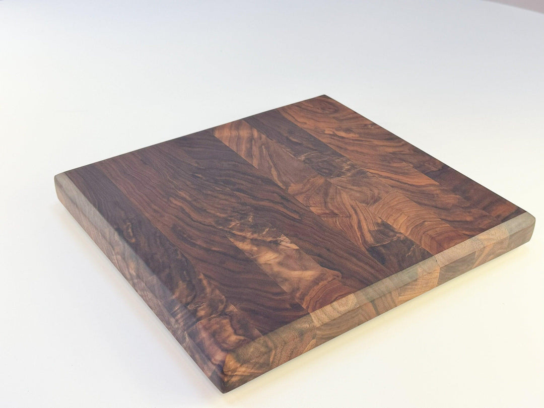 Walnut Serving Board – Windsor Workshop